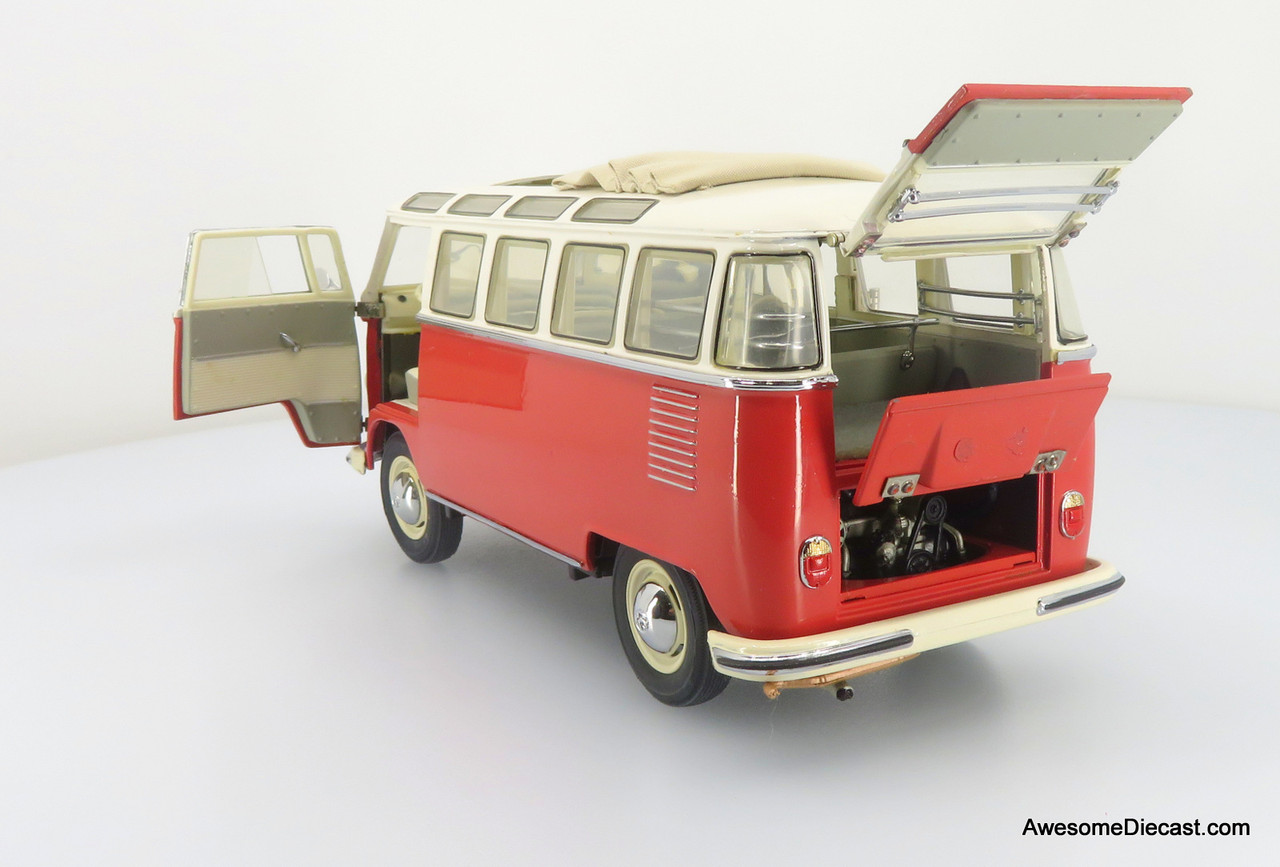 1962 Volkswagen Microbus - Red/Cream 1:24 Diecast Model by Franklin Mint