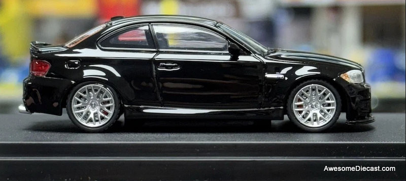 BMW M1 Coupe (E82), Sapphire Black/Silver Sports Wheels 1:64 Diecast ...