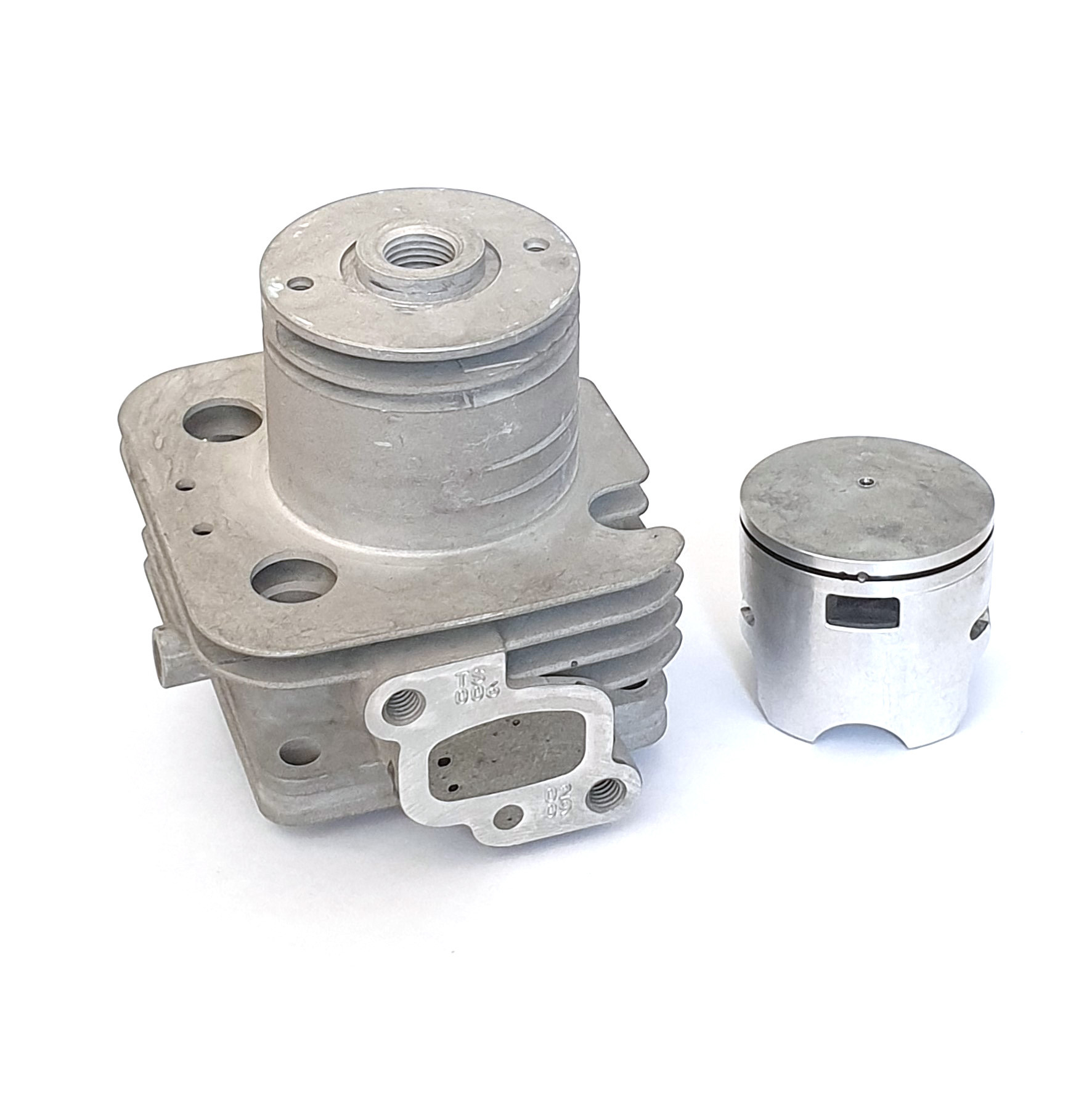 Trevor Simpson Products - Rooster Tail Engines