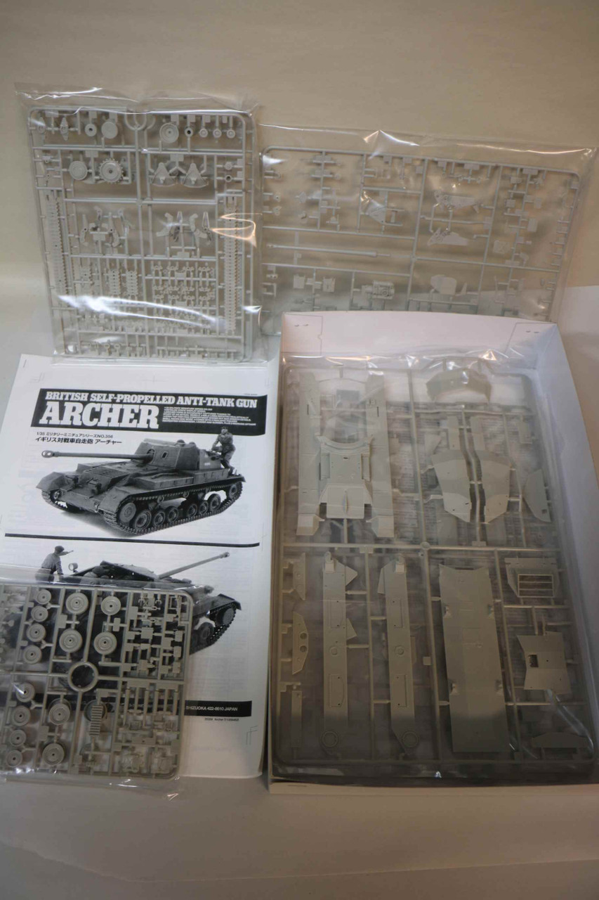 TAM35356 - Tamiya 1/35 British Self-Propelled Anti-Tank Gun SP 17pdr ...