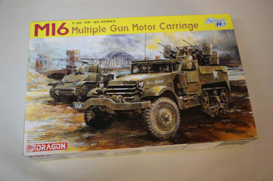 DRA6381 - Dragon - 1/35 M16 Multiple Gun Carriage