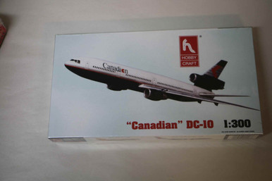 HOBHC1146 - Hobbycraft - 1/300 DC-10 'Canadian'