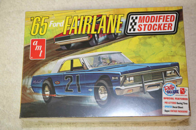 AMT1190 - AMT 1/25 1965 Fairlane Modified Stocker