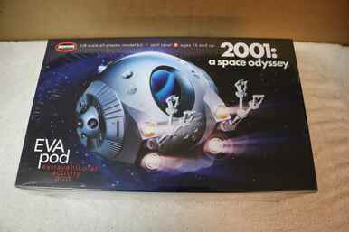 MOE2001-4 - Moebius Models 1/8 EVA Pod - 2001 Space Odyssey
