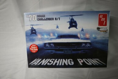 AMT942 - AMT 1/25 1970 Dodge Challenger R/T (Vanishing Point ...