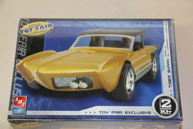 38527 - AMT 1/25 Tiger Shark - 2006 Toy Fair Exclusive