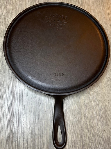 #9 Wagner Hand Griddle (SOLD)