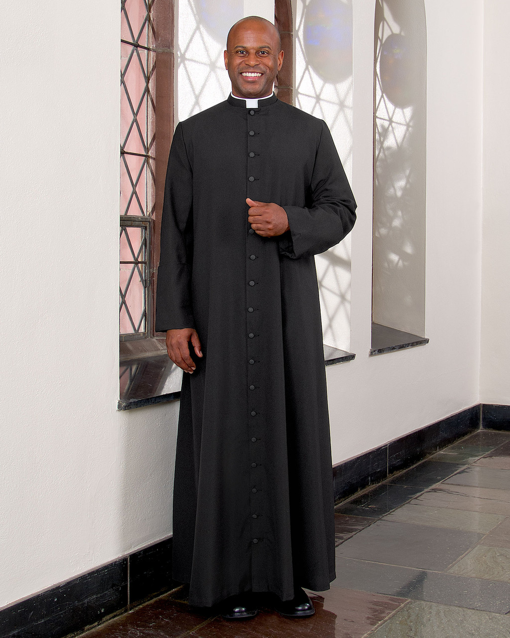 Roman Year 'Rounder Clergy Cassock – Traditional & Lightweight