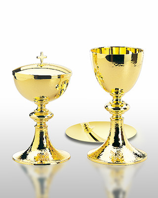 Christos Chalice, Paten & Ciborium – Chi Rho Engraved Sacred Vessels
