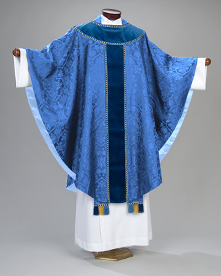Almy's Chasuble and Stole 5667 | Silk Damask with Velvet Orphreys