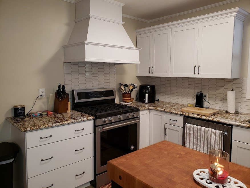 Rachel F. Giffin Kitchen - KraftMaid