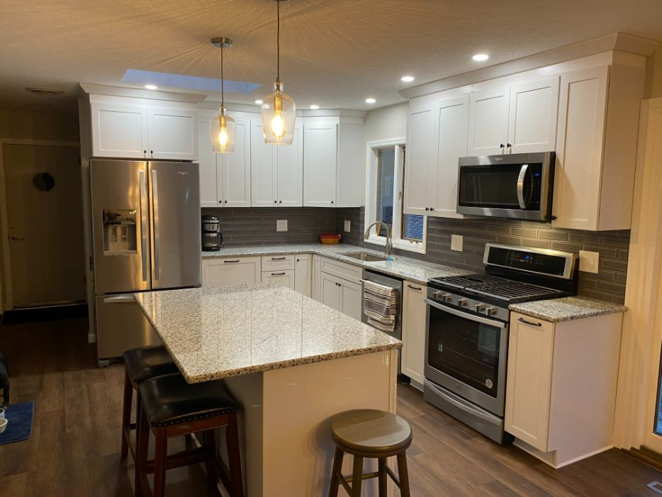 Lackey Kitchen - KraftMaid