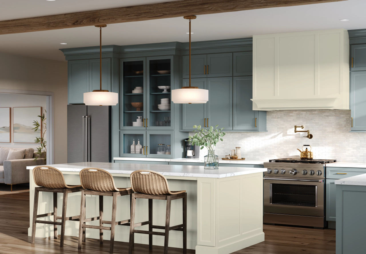 Cozy Tides Kitchen: Experience warm design by KraftMaid