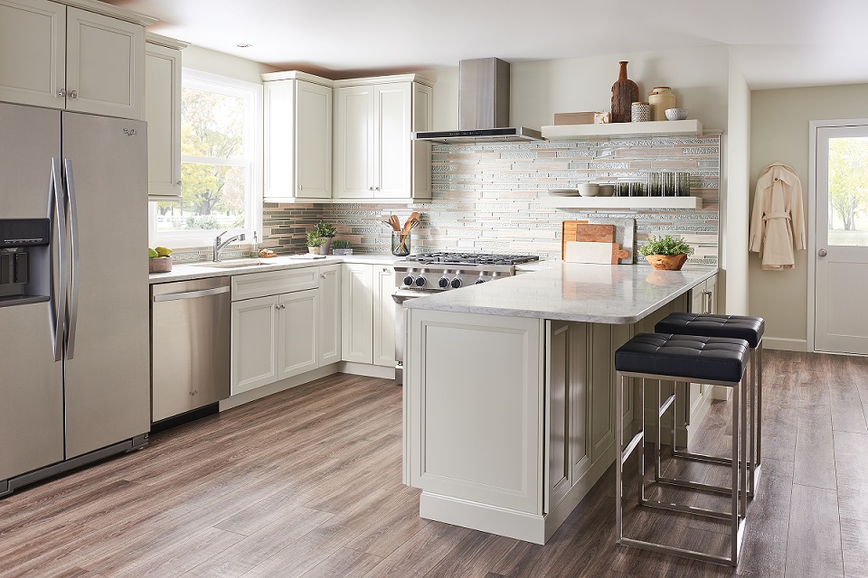 Five Simple Ideas to Design a Kitchen for Entertaining - KraftMaid