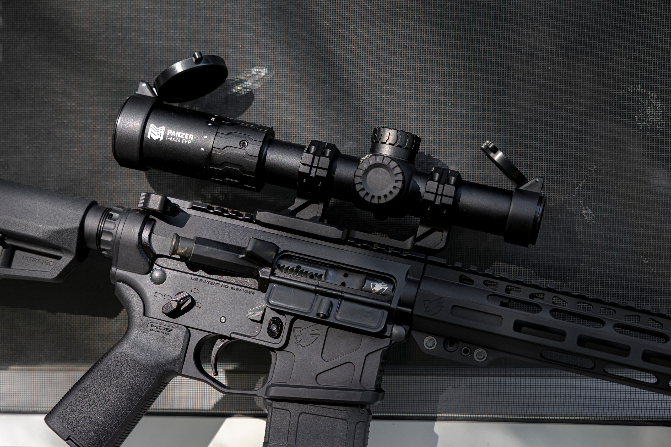 Moondog 2A - Monstrum Panzer vs Sig Tango6T - Monstrum Tactical