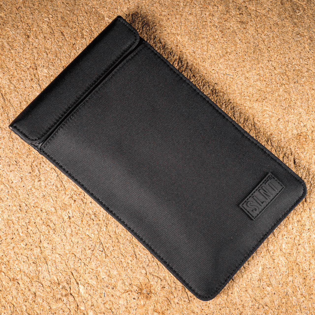SLNT Faraday Phone Sleeve