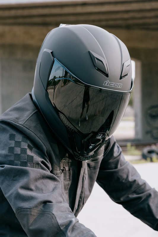 ICON Airflite Dark Helmet | XtremeHelmets.com
