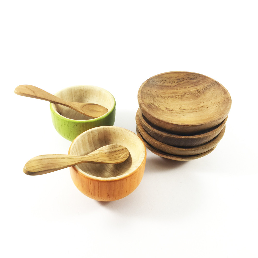 Small Round Plates | Papoose Toys - Shop Inside - Small World Play