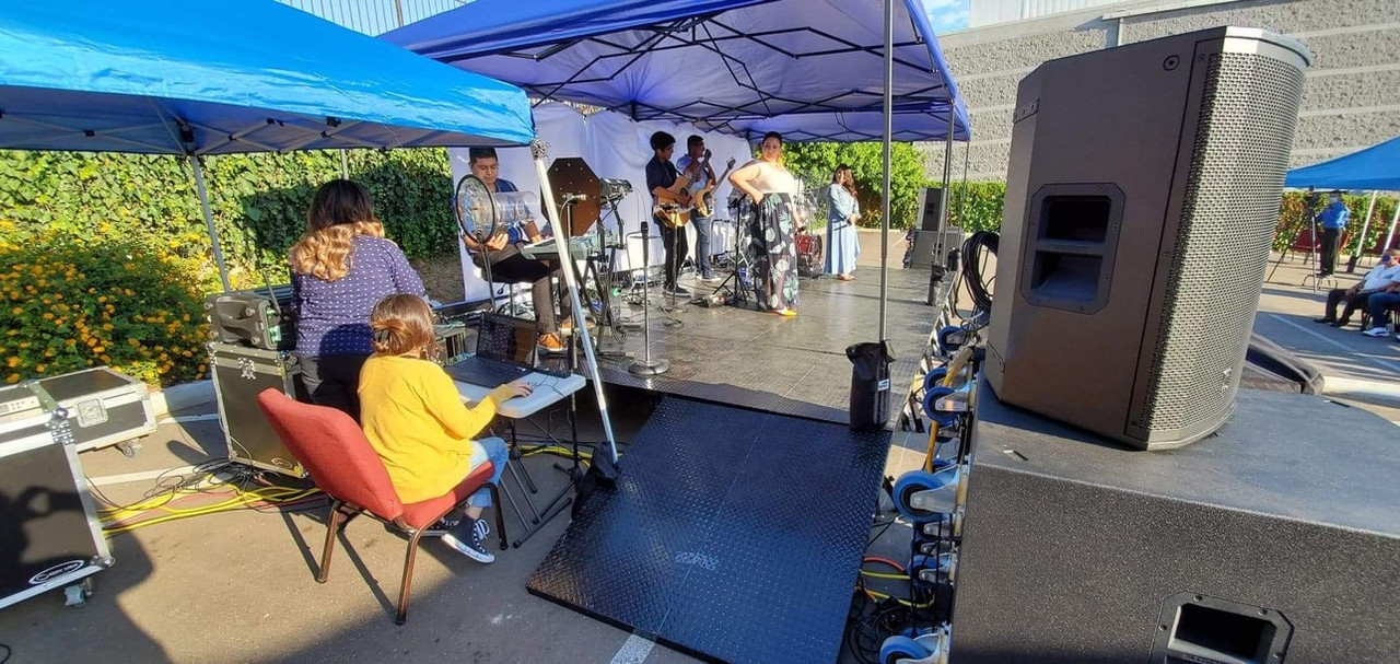 Portable Stages for Small Outdoor Events: What You Need to Know - MyStage®