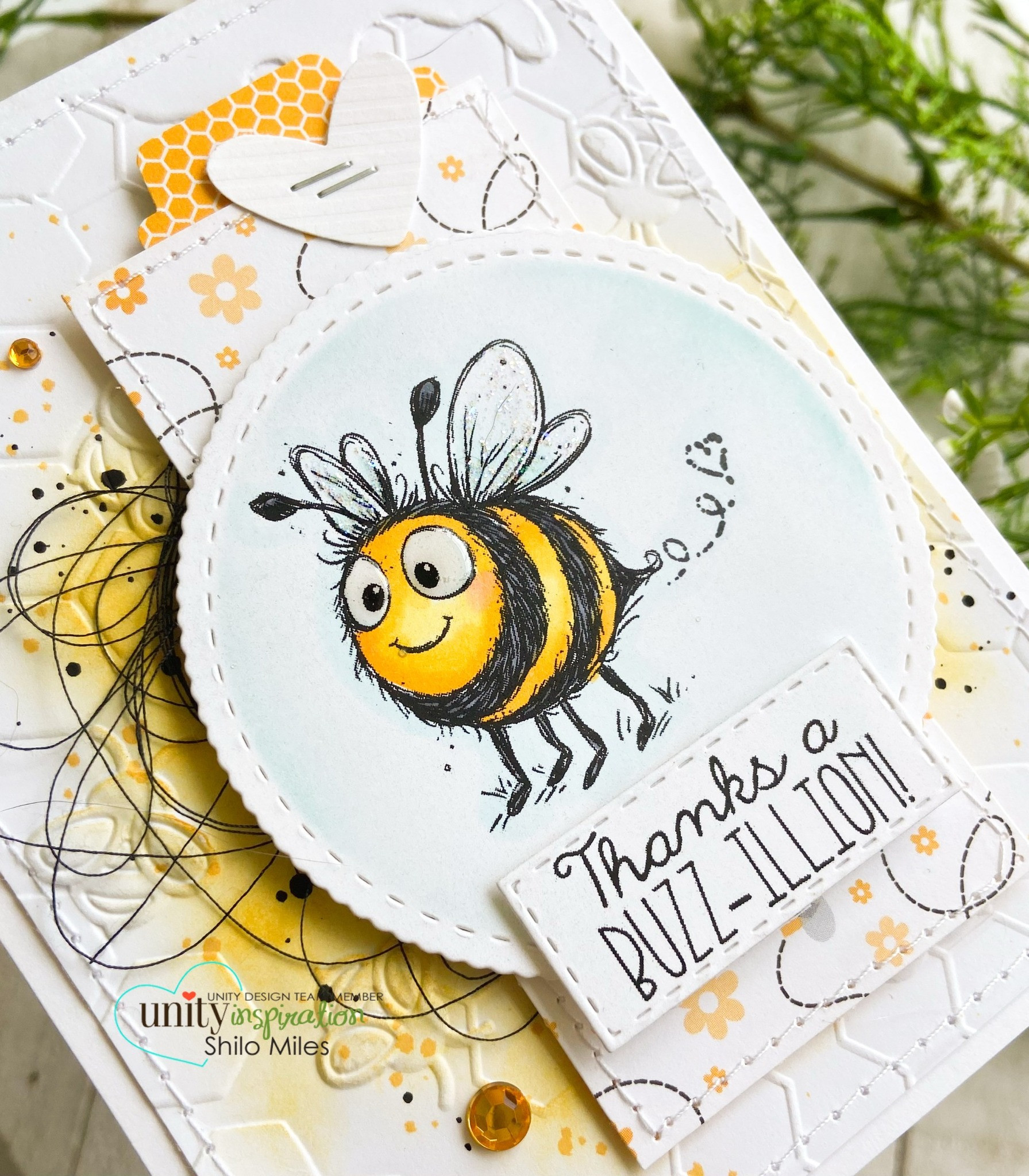 Bee-Hold {uu 7/25}