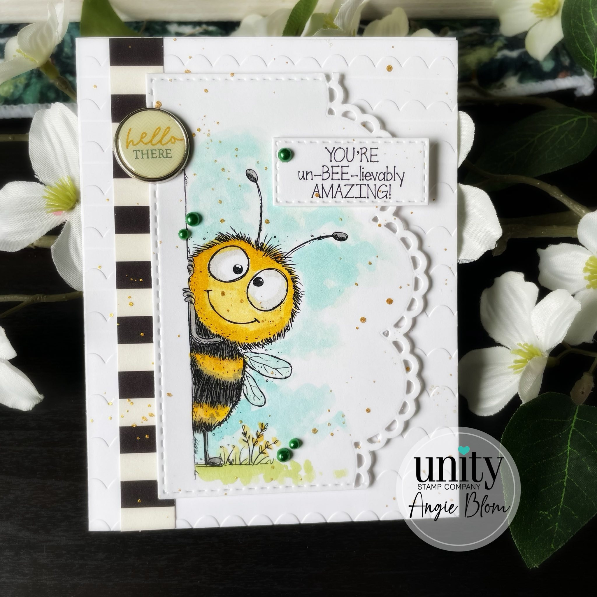 Peek-A-Bee Red Rubber Stamp Set | Bee Pun Sentiments | Unity Stamp Company