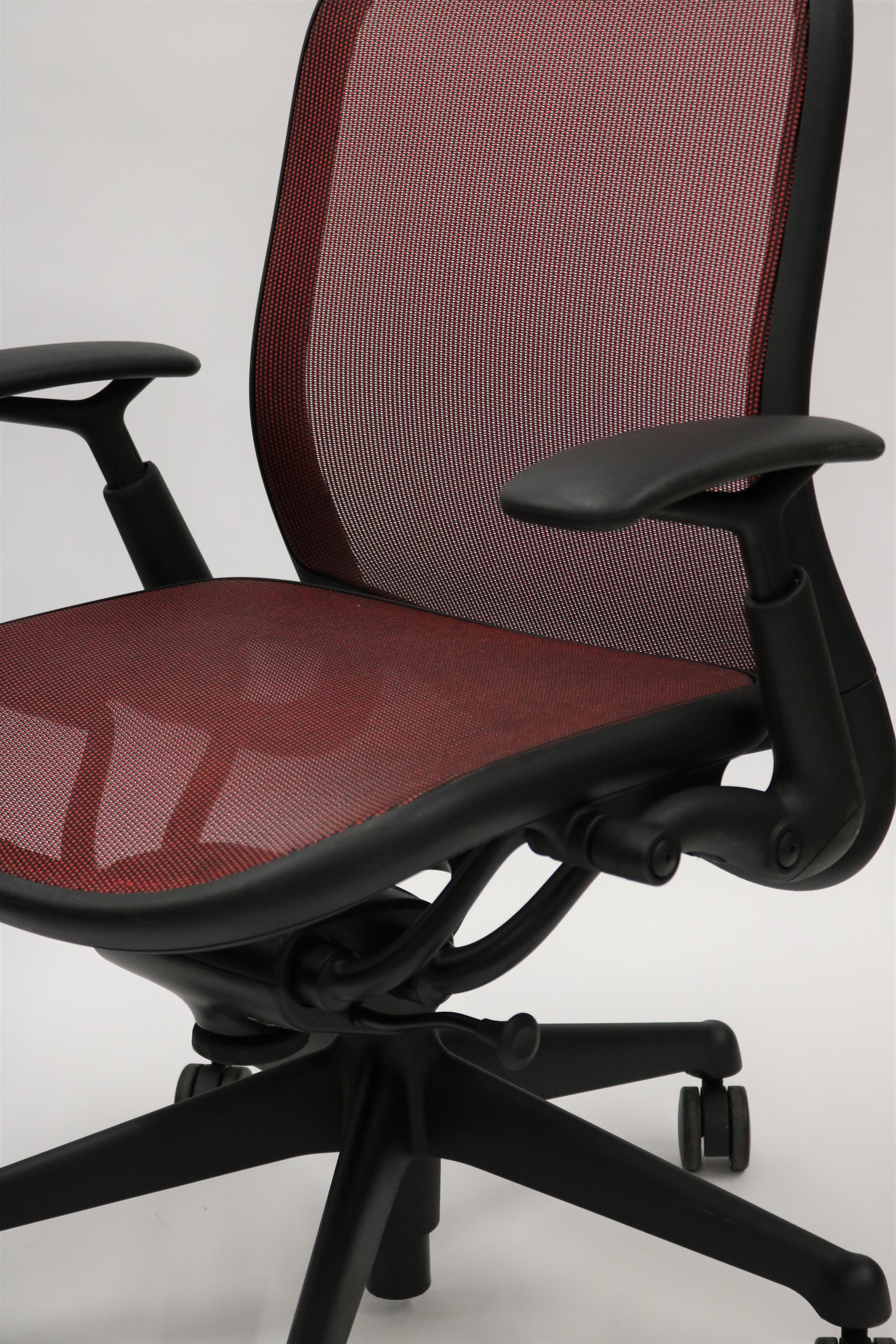 Chadwick Chair By Knoll Red Mesh Black Frame + Adjustable Arms