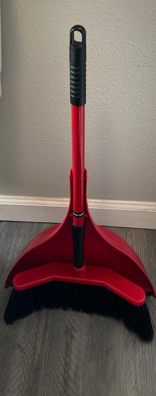 The Da Vinci Broom - Patent Protected