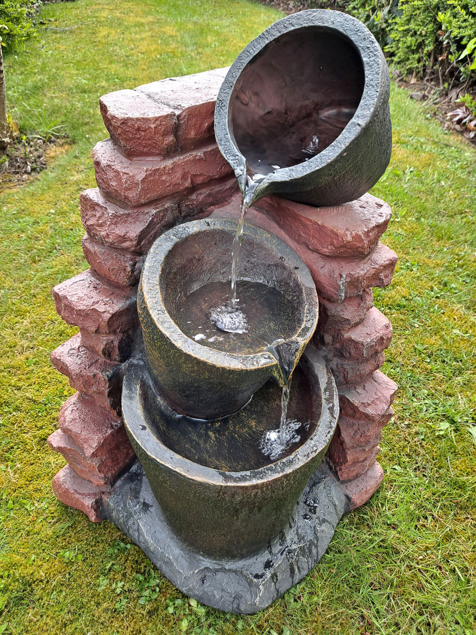 Pondkraft Solar Rustic Brick Cascading Jugs Water Feature | Bradshaws ...