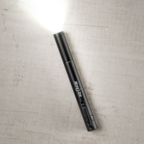 Radiant® Rechargeable Pen Light