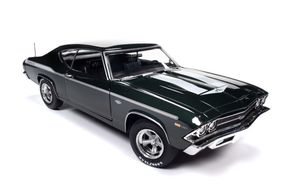 Yenko 1969 Chevy Chevelle, Fathom Green - Auto World AMM1283 - 1/18 ...