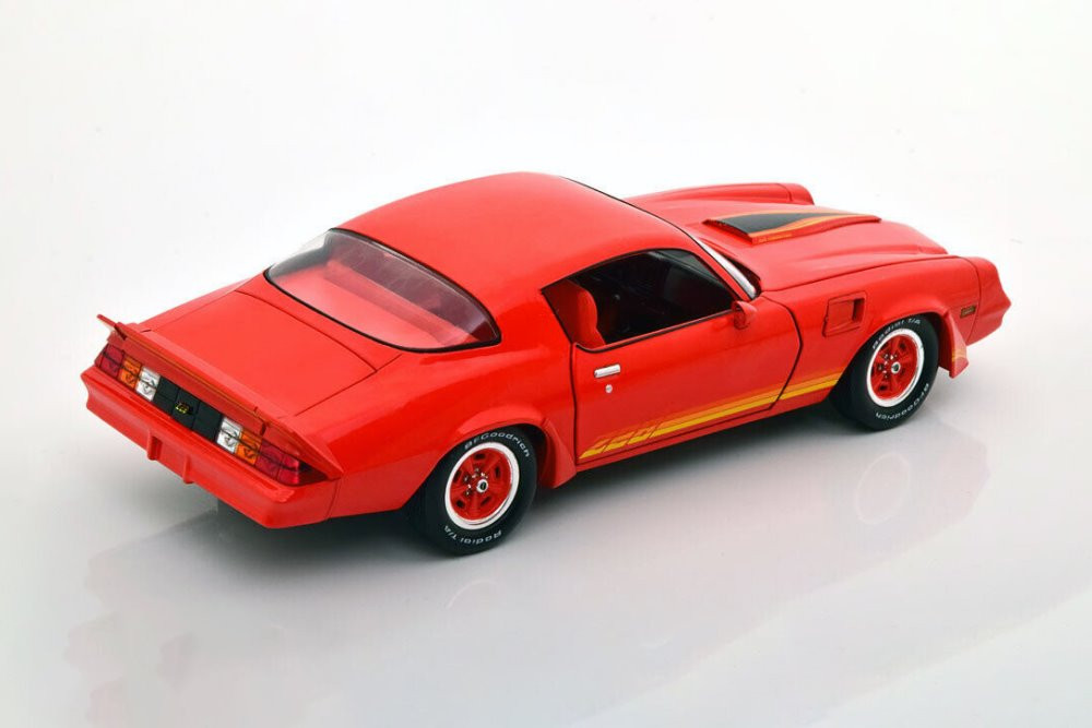 1981 Chevy Camaro Z/28, Red - Greenlight 13634 - 1/18 scale Diecast Model Toy Car - ModelToyCars.com