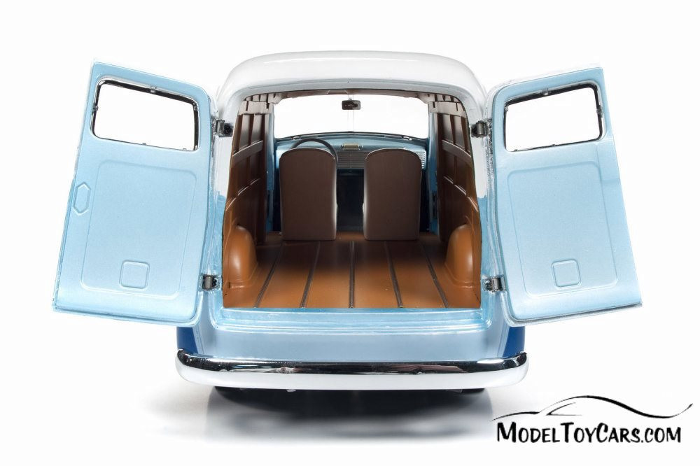 1948 Chevy Panel Delivery Truck, Gulf Oil - Auto World AW250 - 1/18 ...
