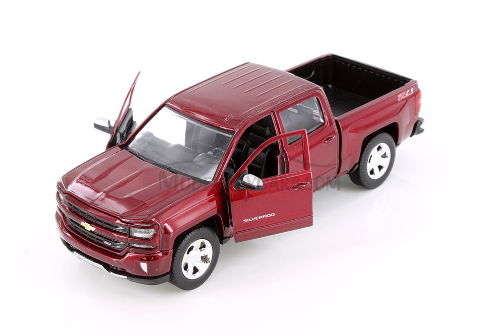 2017 Chevy Silverado 1500 LT Z71 Crew Cab Truck, Red - Showcasts 71348R ...