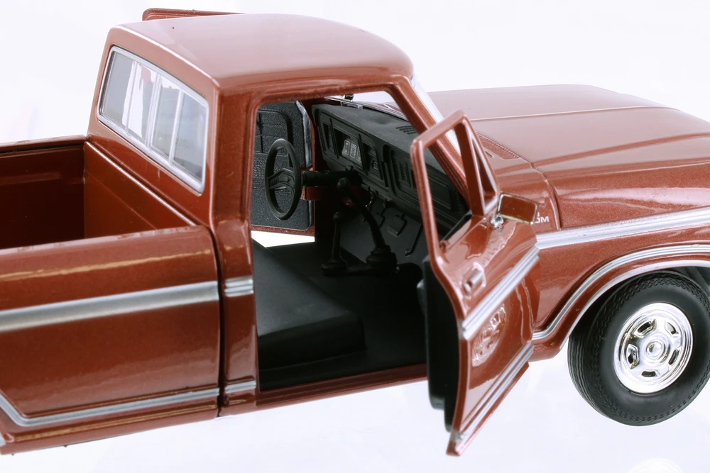 1979 Ford F-150 Custom Pickup, Brown - Showcasts 71346BR - 1/24 Scale ...