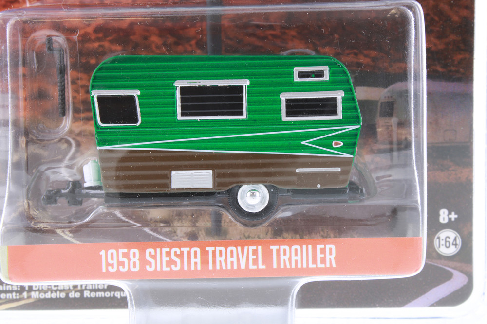 GREEN MACHINE 1958 Siesta Travel Trailer, Green w/Brown - Greenlight ...