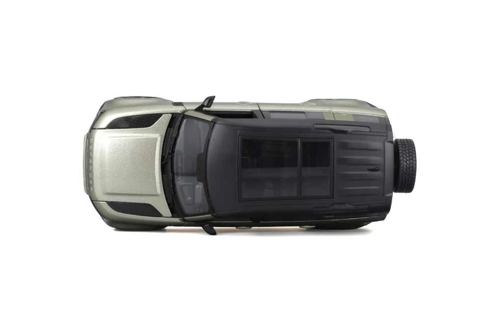 2022 Land Rover Defender 110, Silver Green SUV - Bburago 21101GN - 1/24 ...