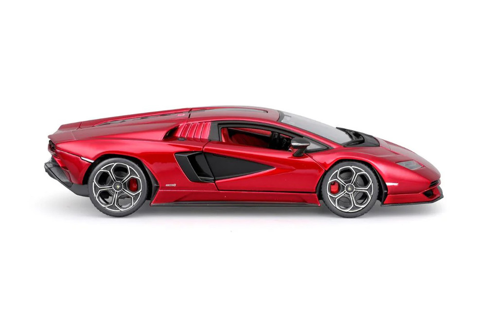 Lamborghini Countach LPI 800-4, Red - Bburago 21102R - 1/24 Scale ...