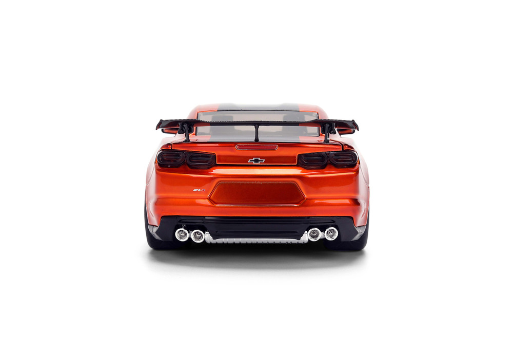2024 Chevy Camaro ZL1 1LE, Candy Copper/Bronze - Jada Toys 36596 - 1/24 ...