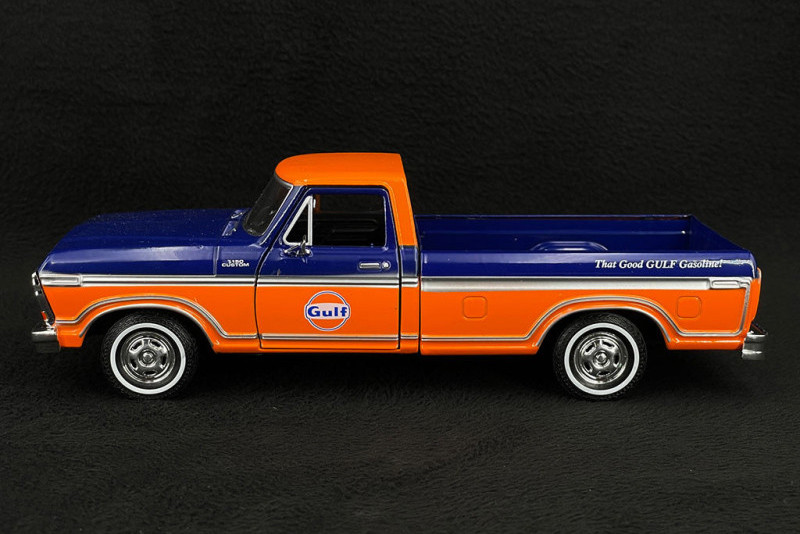 1979 Ford F-150 Custom Pickup Truck "Gulf", Dark Blue/Orange - Motor ...