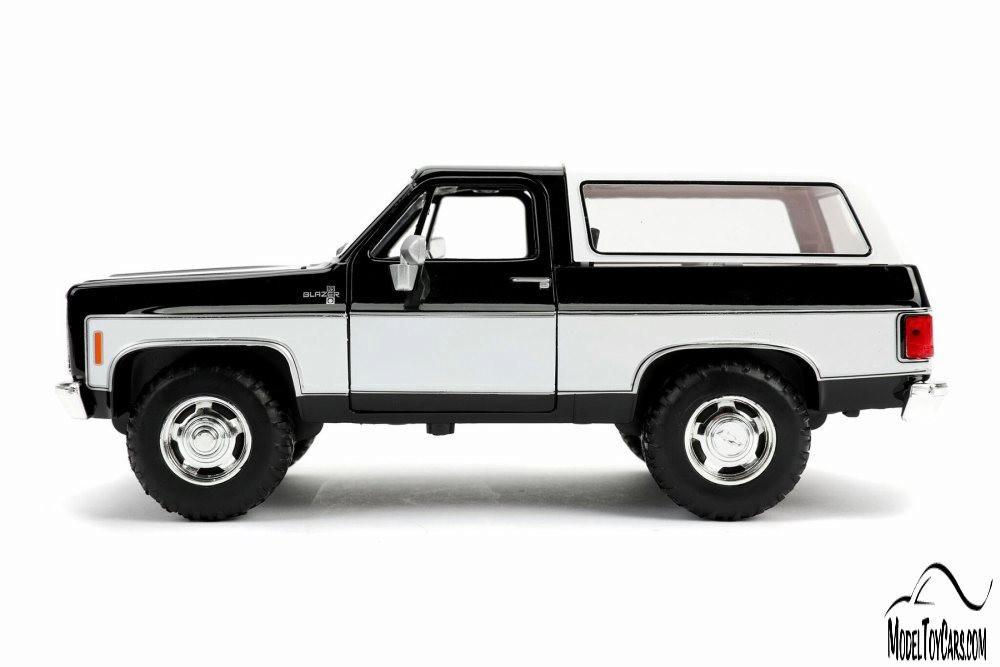 1980 Chevy Blazer K5 Off Road, Black - Jada 31628DP1 - 1/24 scale ...