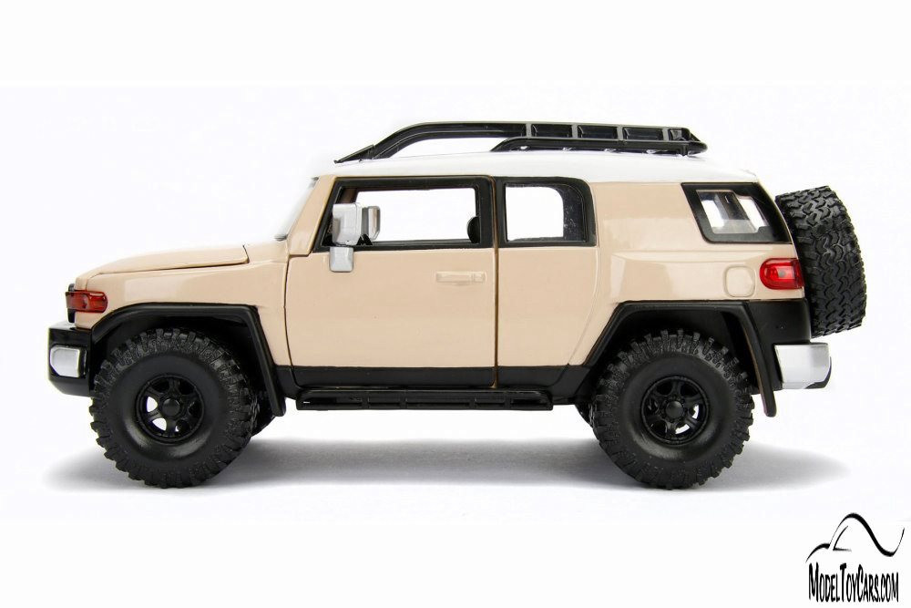 Toyota FJ Cruiser, Beige - Jada 31708DP1 - 1/24 scale Diecast Model Toy ...