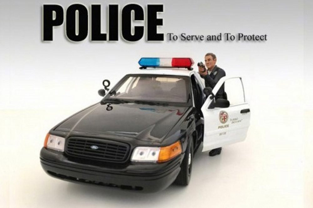 Police Officer IV Figurine, American Diorama 24014 - 1/18 Scale Hobby ...