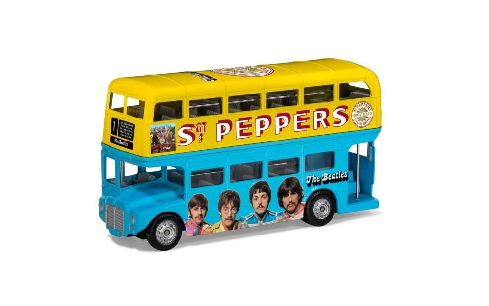 The Beatles London Bus "Sgt. Pepper'd Lonely Heart Clubs Band", Blue ...