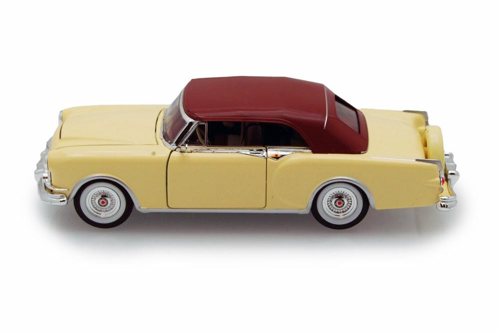 1953 Packard Caribbean Soft Top, Cream with brown - Welly 24016H/4D - 1 ...