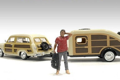 Campers Figure 4, Red - American Diorama 76337 - 1/18 scale Figurine ...