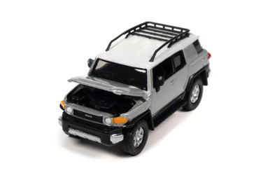 2007 Toyota FJ Cruiser, Silver - Johnny Lightning JLSP278/24A - 1/64 ...