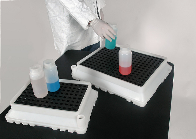 Ultratech Lab Spill Tray - 1061