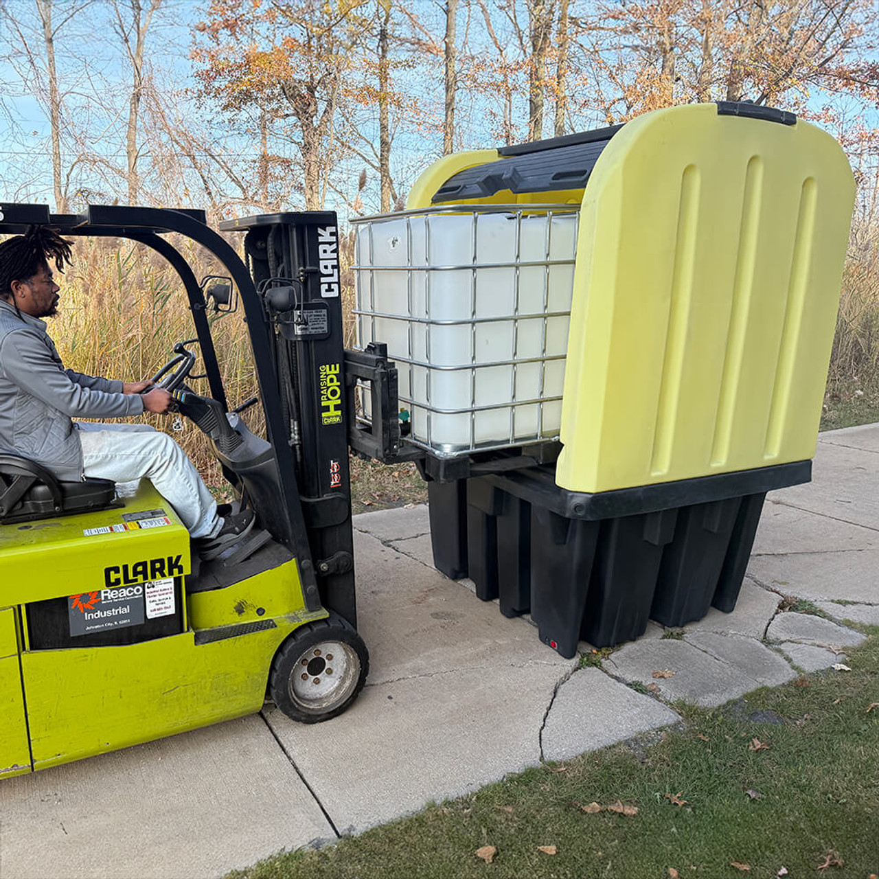 Enpac IBC Roll Top Hardcover Spill Pallet With Drain, Black/Yellow ...