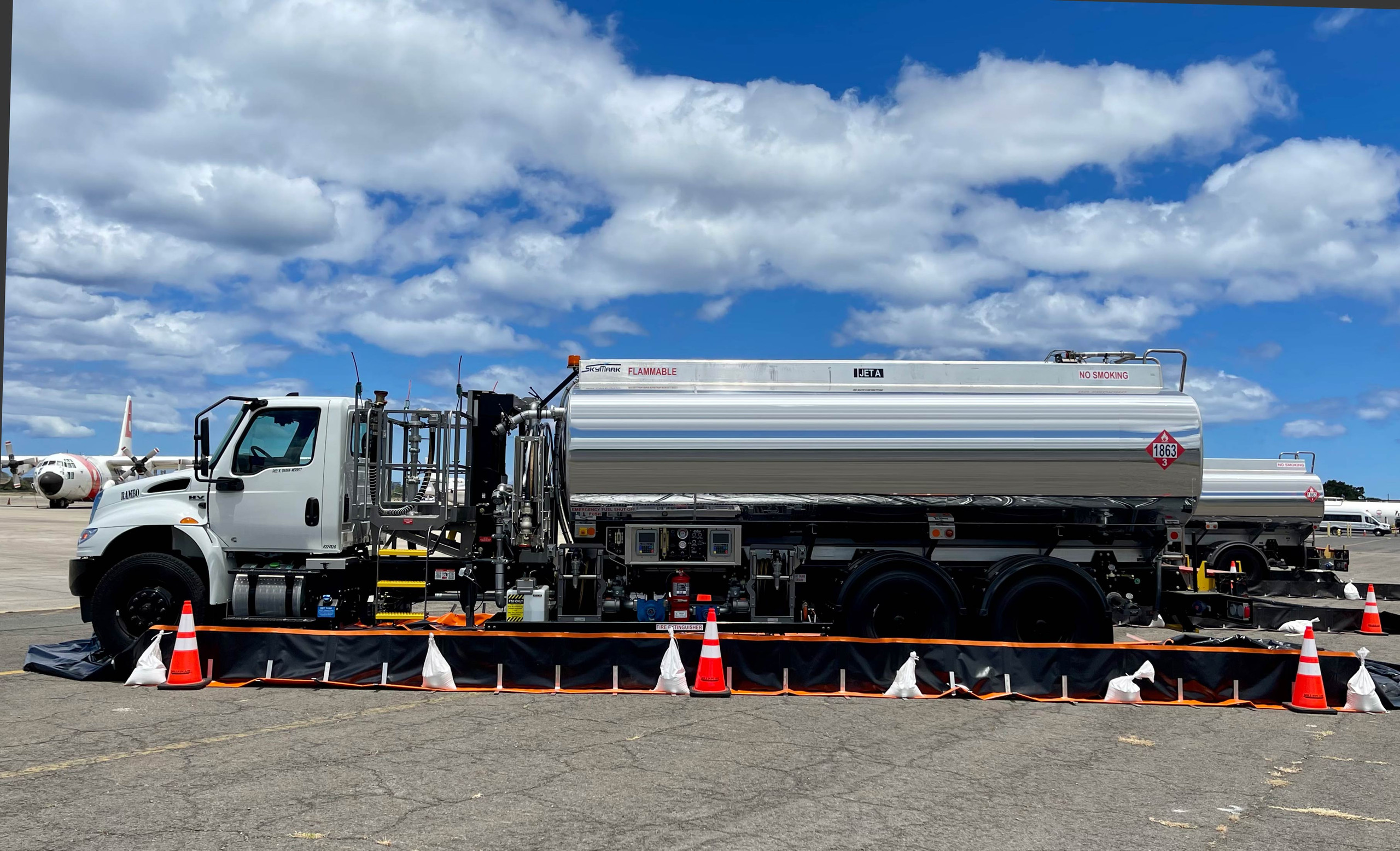 Drive Over Containment Berms/Interstate Products