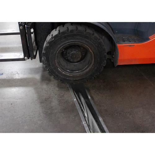 Enpac Modular Drive-Over Diverter Berm Kit, Black 12'L - 48-212-BK-DBKIT